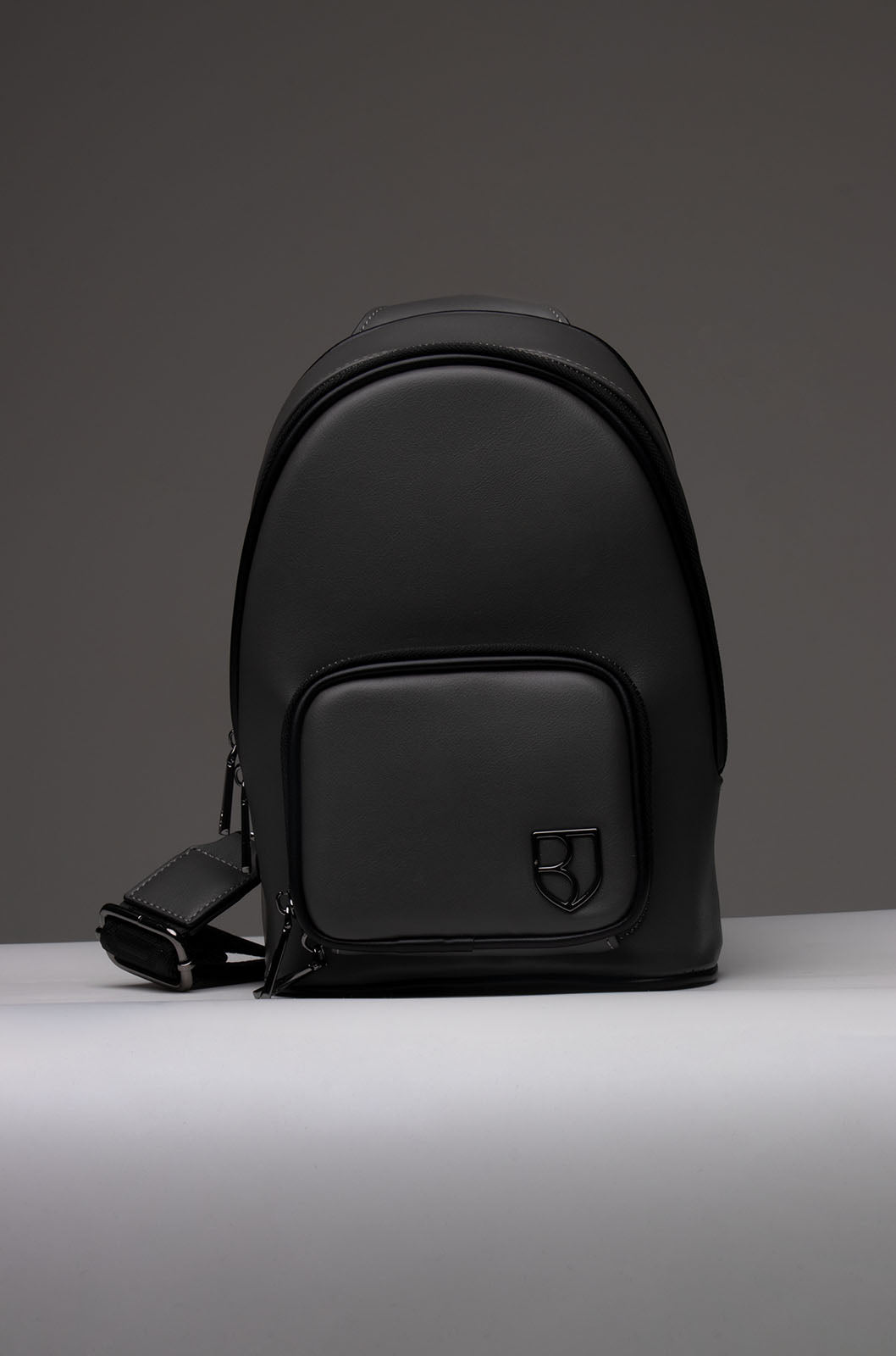 PECHERA ONE STRAP DONATO | GRIS CON CORREA AJUSTABLE – BoroniMX